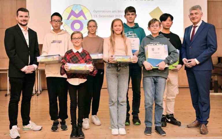 Krefeld: Teilnehmende der 63. Matheolympiade wurden geehrt - xity.de